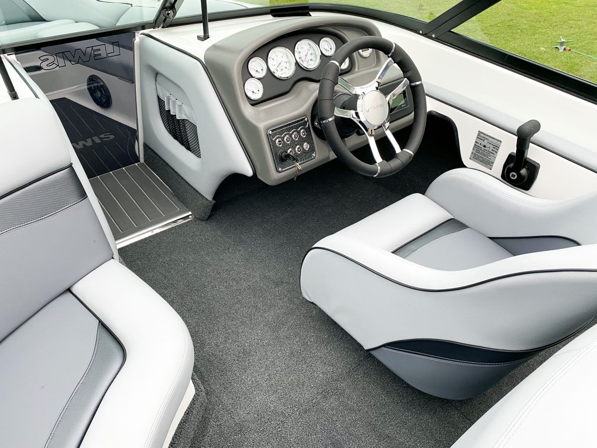 Eclipse - Lewis Boats