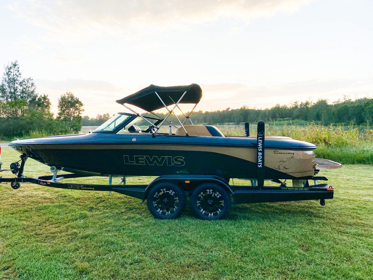 Boomerang - Lewis Boats
