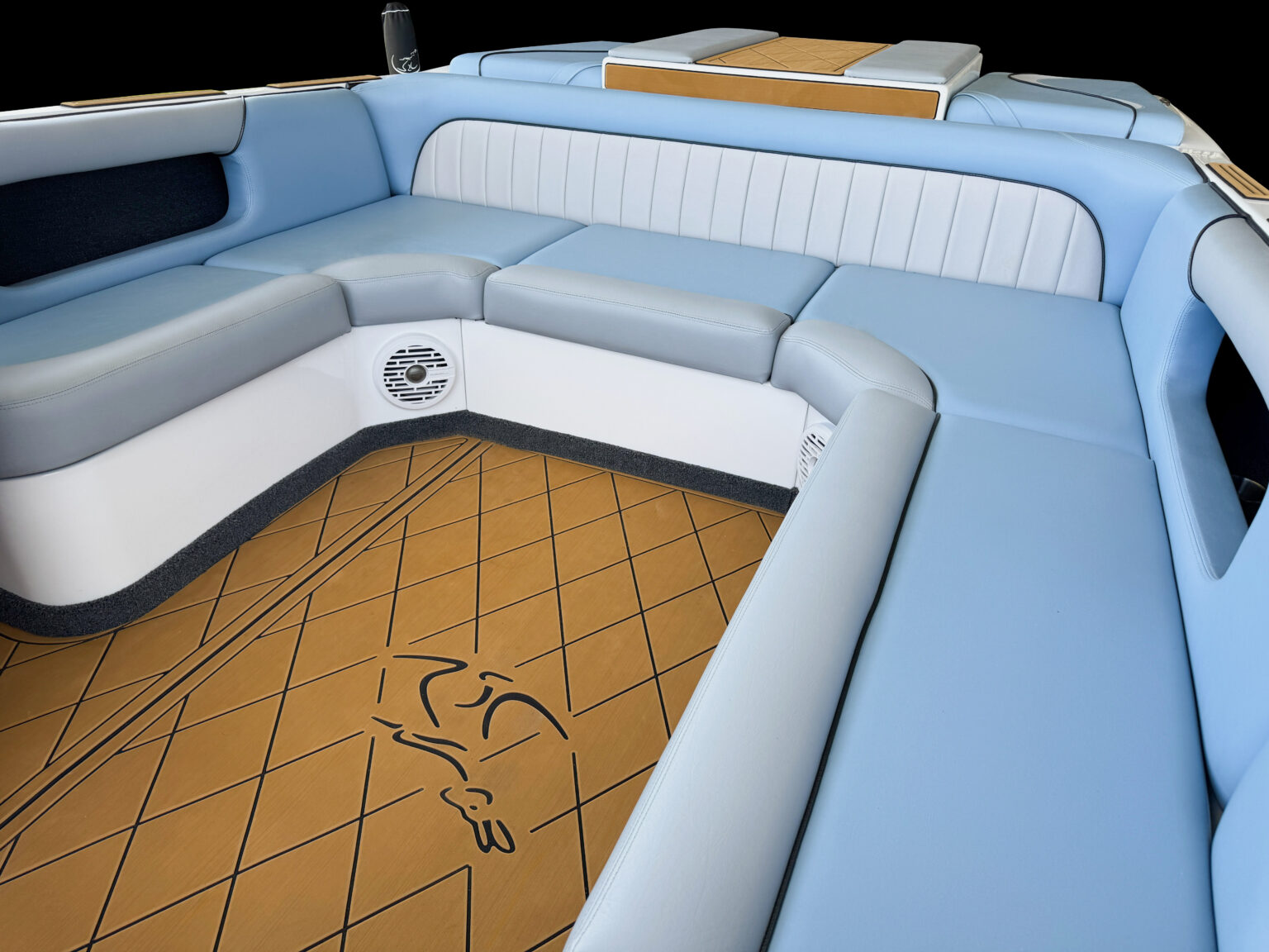 Lewis Convex - Lewis Boats