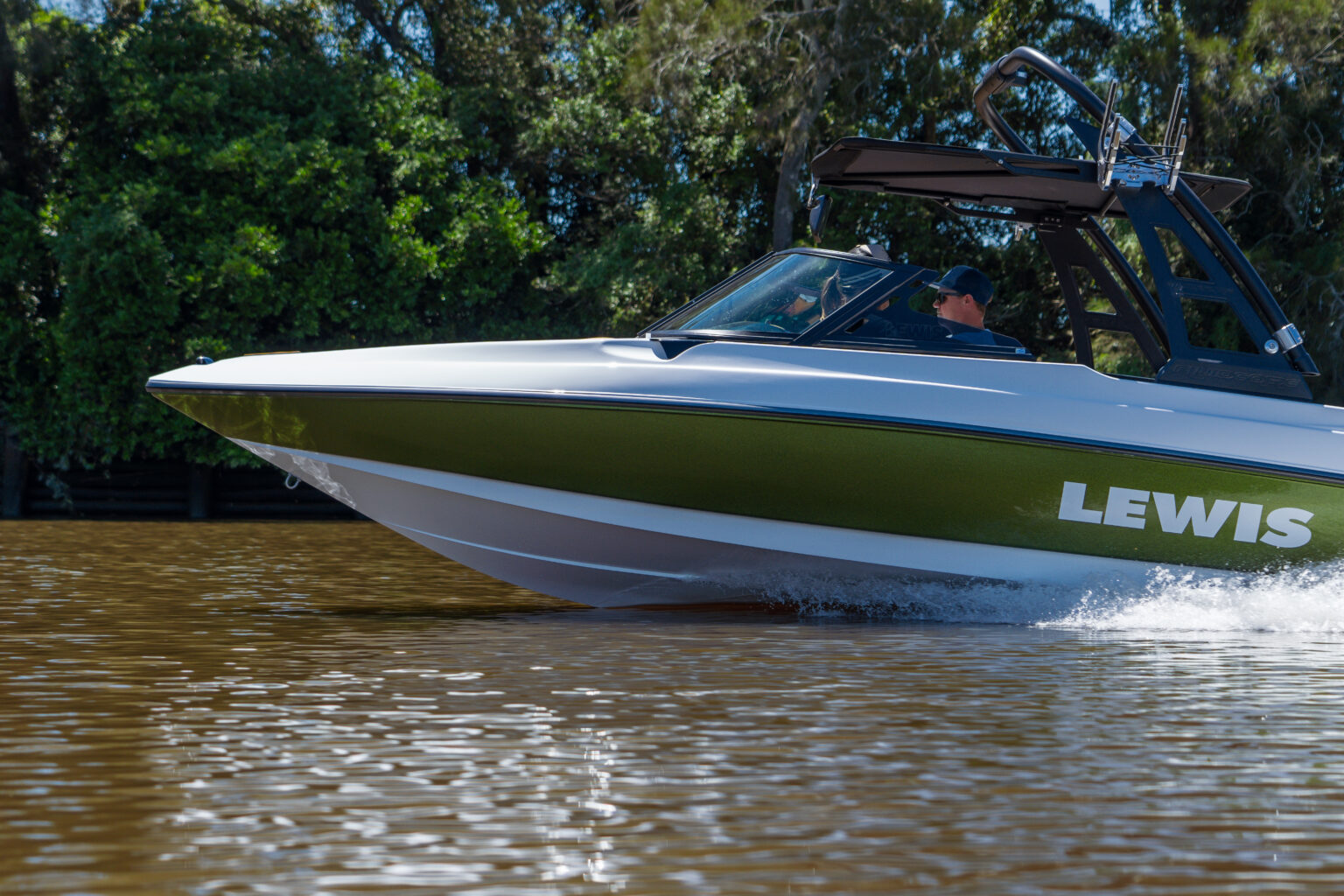 cvx-21 - Lewis Boats